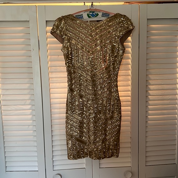Dress the Population | Dresses | Dress The Population Gold Sequin Mini ...